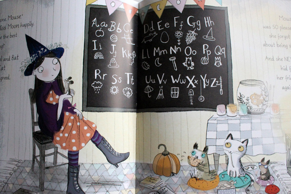 The Bookworm Baby: October 2014