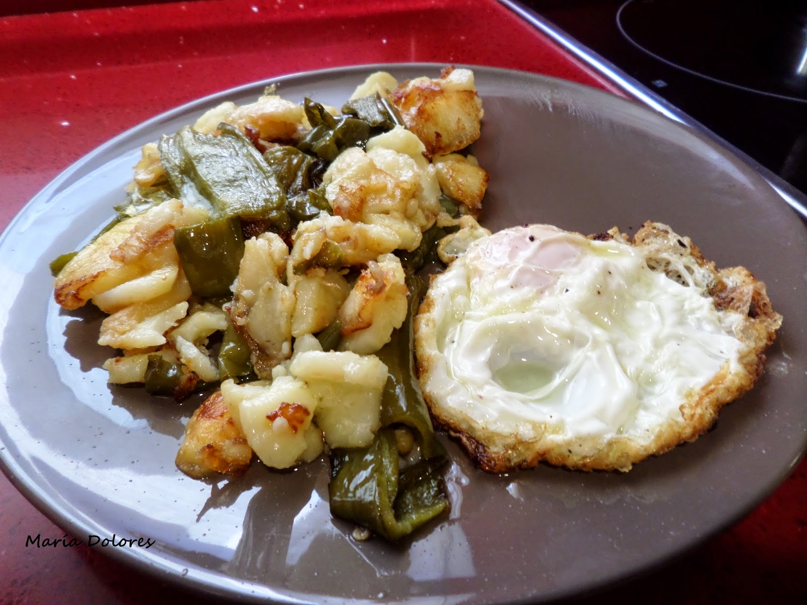 Recetas de mi pueblo y más.: HUEVOS FRITOS CON PATATAS A LO POBRE