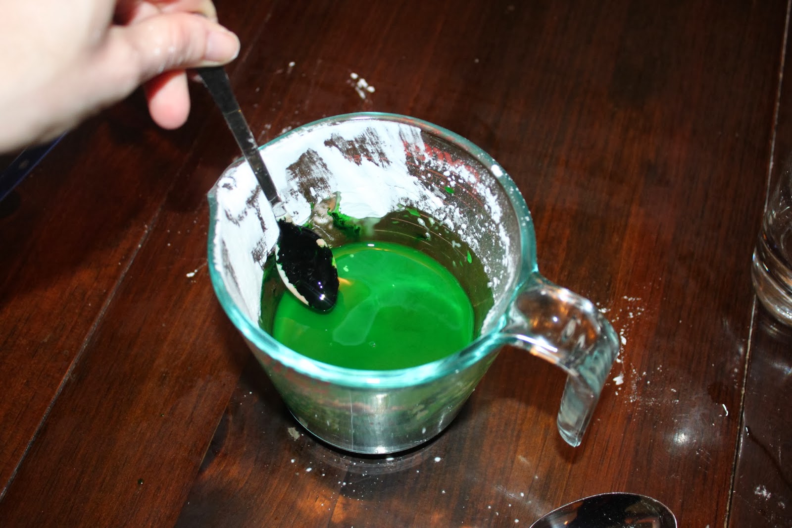 The Speech-Language MOMologist: Celebrating Dr. Seuss: Making OOBLECK!