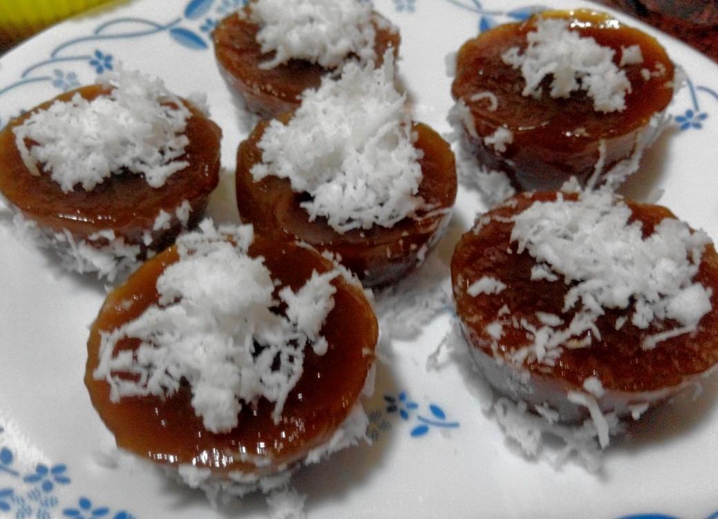 Kueh Ko Swee (Kuih Kosui) by Lucinda Lau