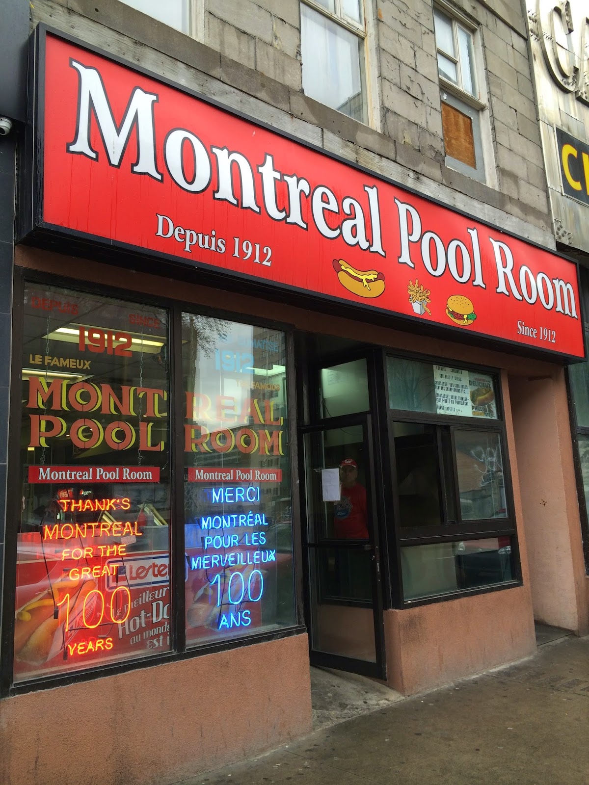 Poutine From Montreal Pool Room / モントリオール プールルームのプーティン ~ I'm Made of ...