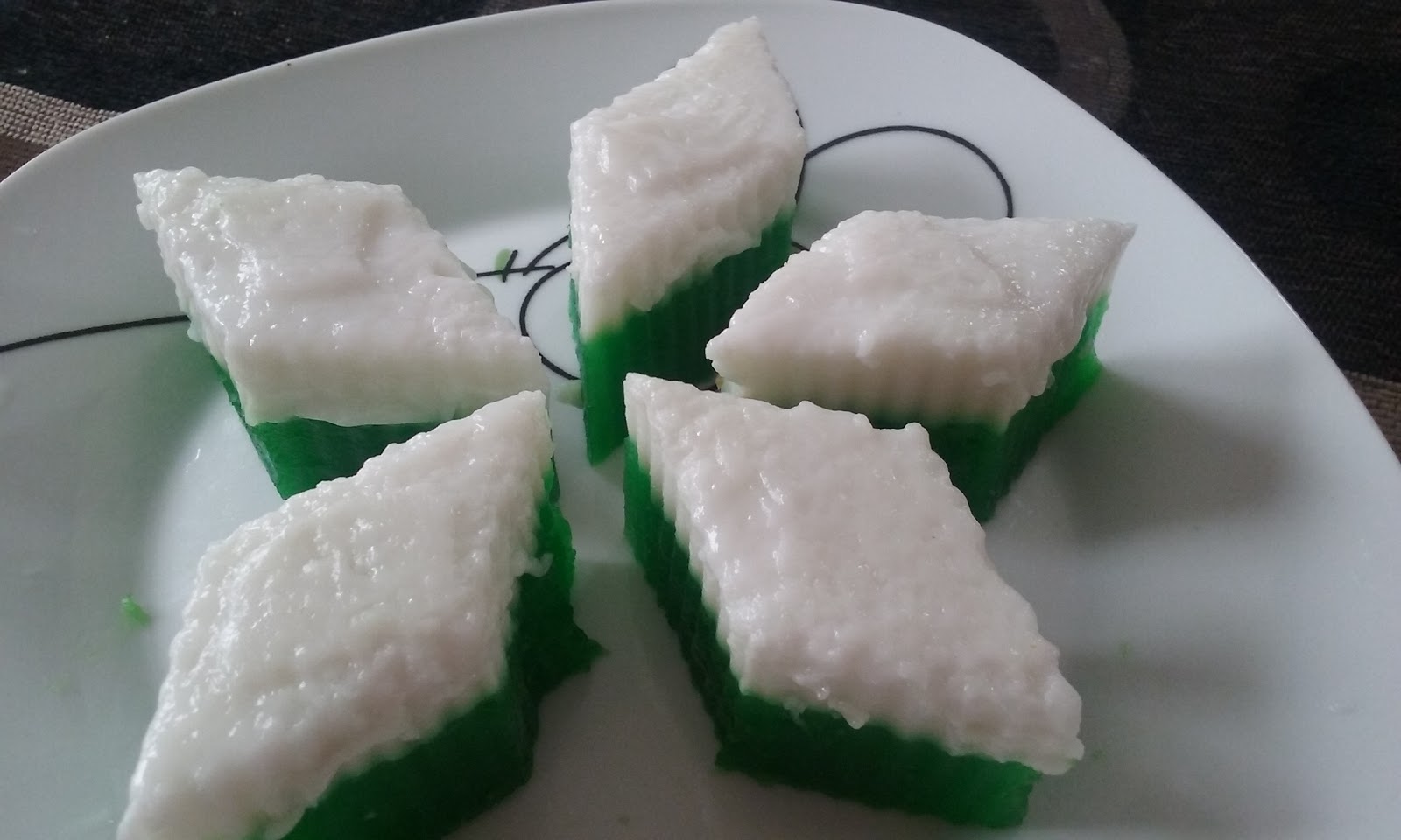 Lily's Wai Sek Hong - Favorites: Kuih Talam Revisited