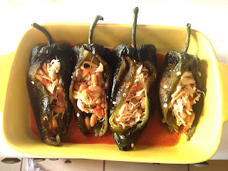 Chiles Rellenos de Pollo | La Lola Dice