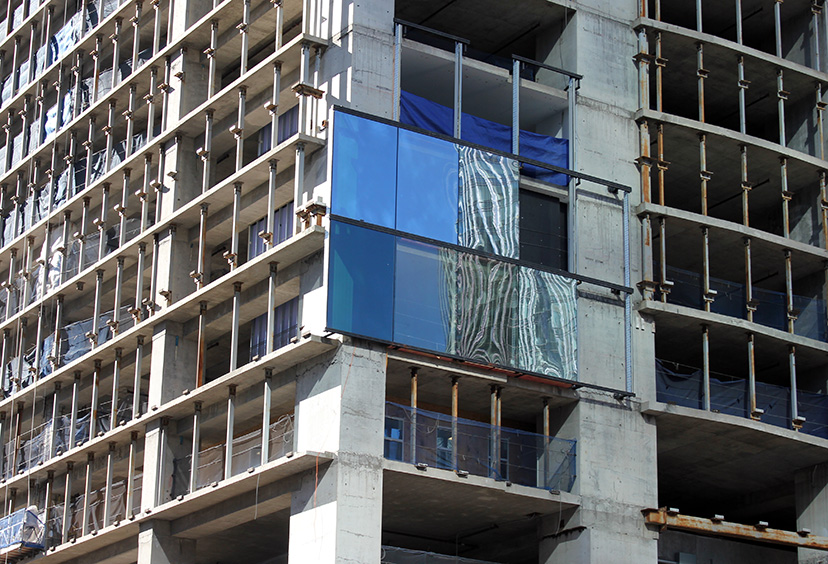 ArchitectureChicago PLUS: The Three Red Cranes of 111 West Wacker