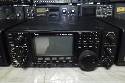 MEDAN RADIO: Icom IC-7410 set line