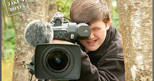 Behind the scenes filming on CBBC WIld : Jake's Bones