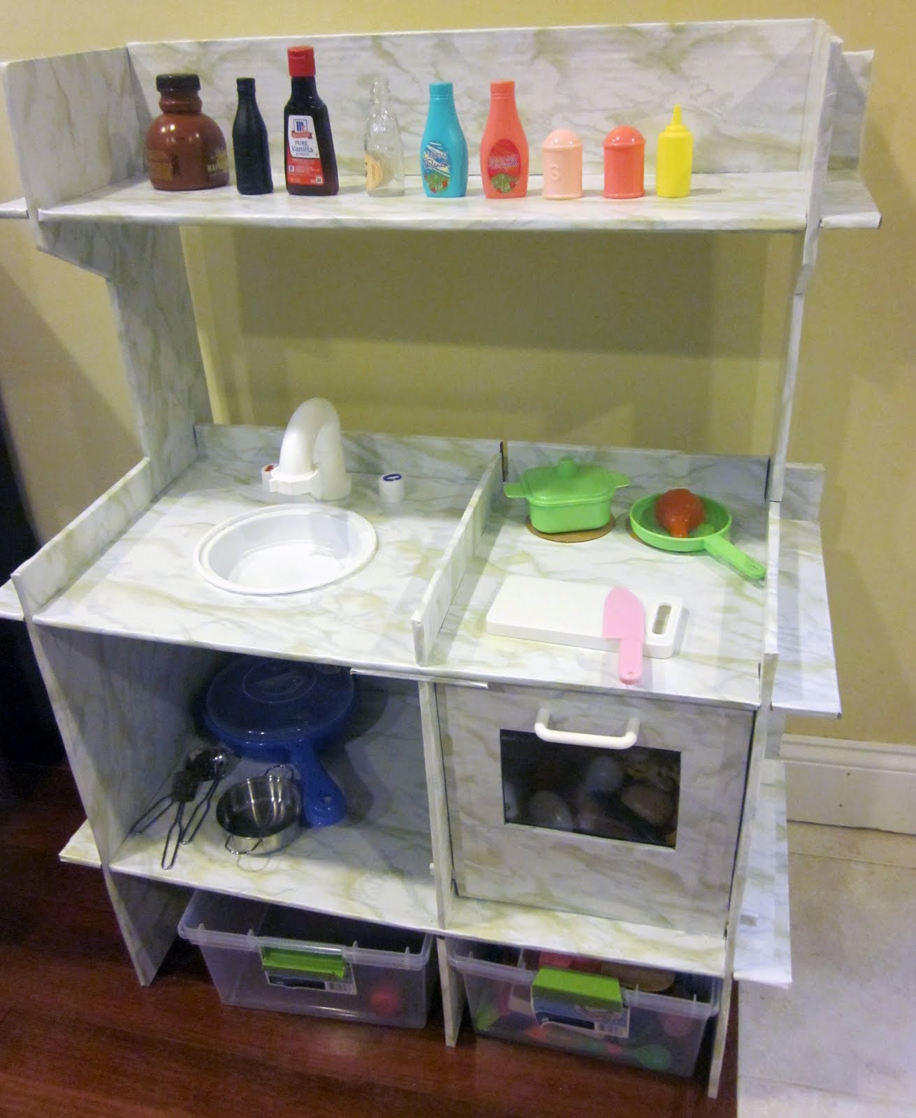 forty-two roads: New Little Kitchen