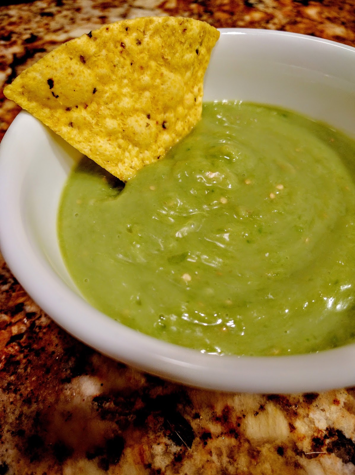 Cooking Phan: Salsa Verde Cruda (by Pati Jinich)