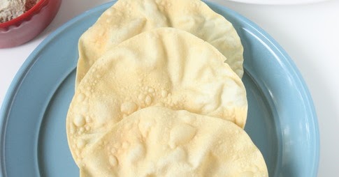 Sandhiya's Cookbook: Frying Appalam in Microwave | Fried Appalam ...