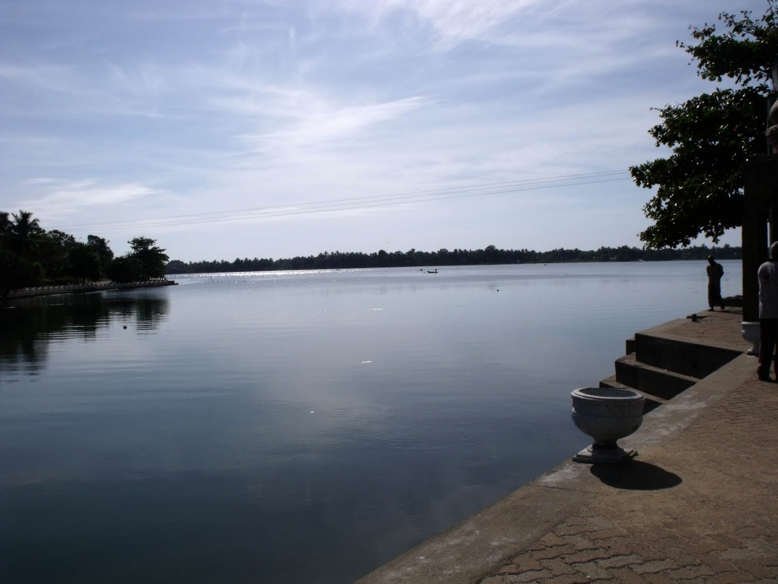 philipveerasingam: The Batticaloa Lagoon and the rest house facing it.
