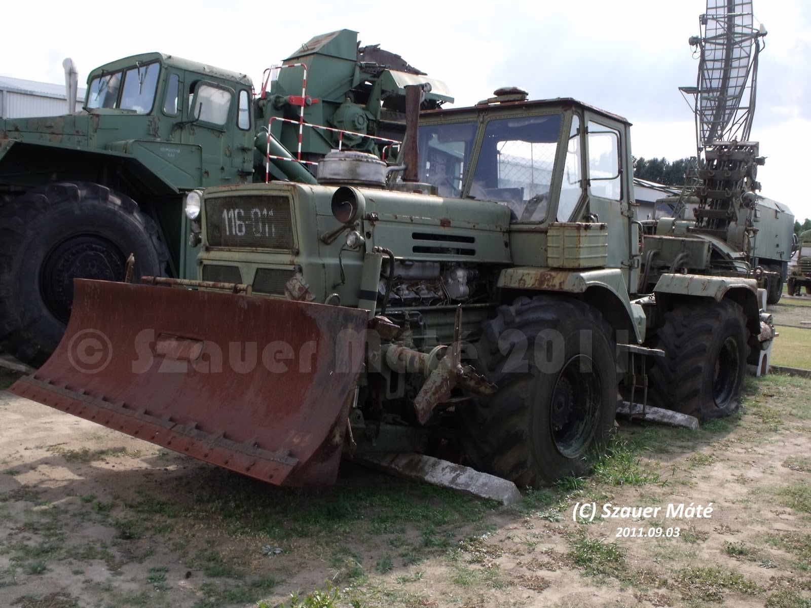 ..Mezőgépek..: Harkov T-150/K árokásó traktor