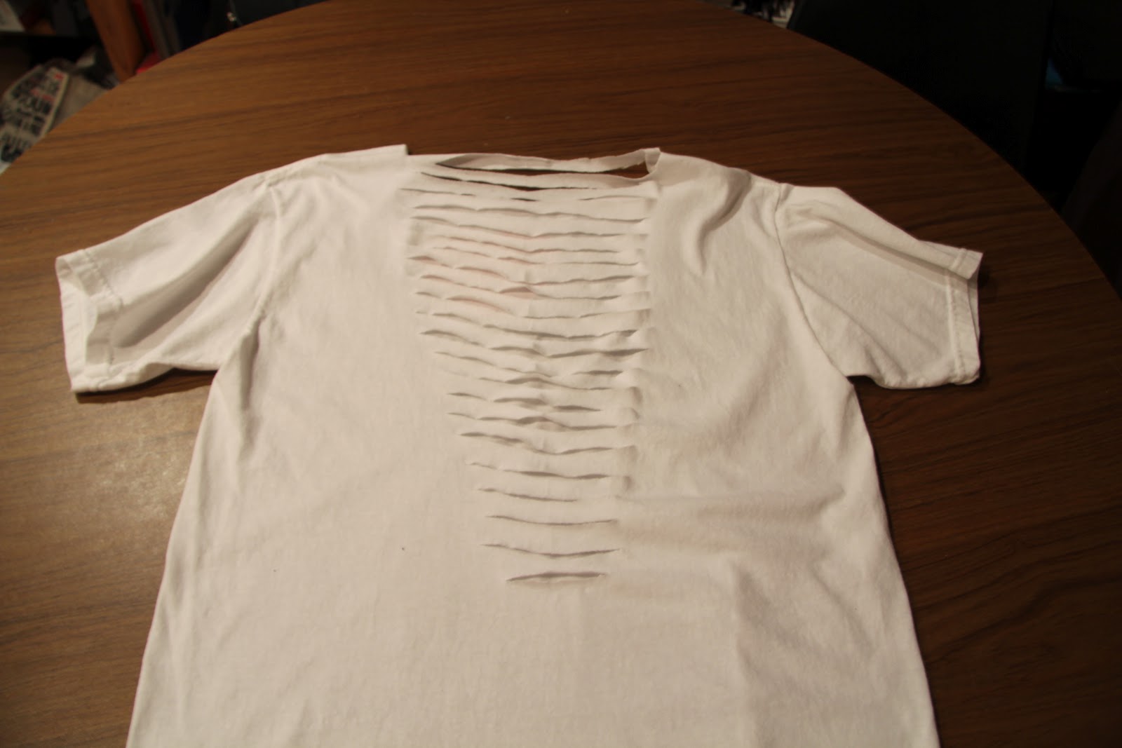 The Thrifty Teen: DIY weaved t-shirt