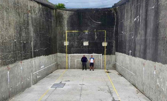 Irish Handball Alley: Report on restoration of alley in Kiltimagh on ...