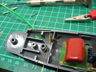 Adary's scrapbook: DIY Static grass applicator for under $15