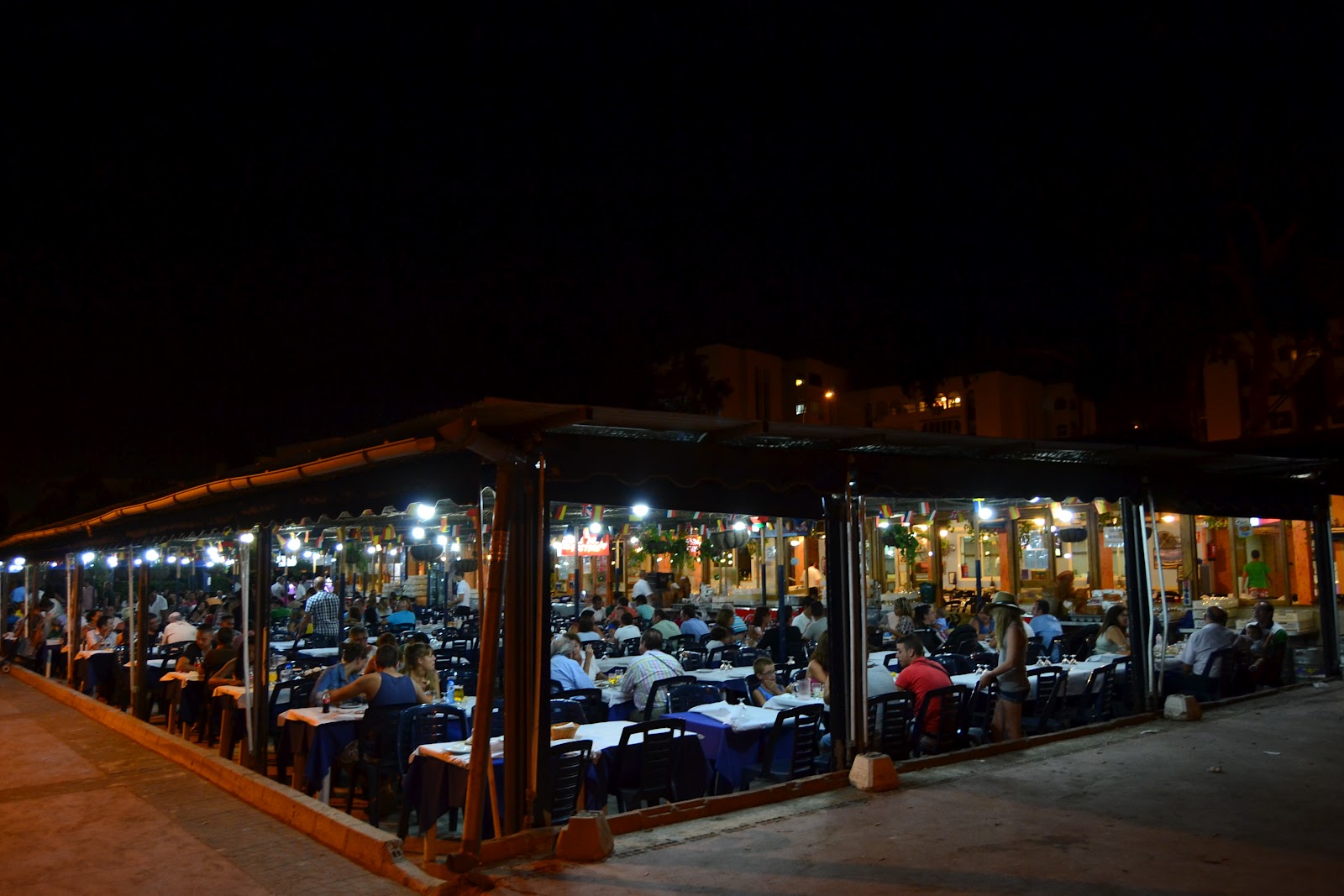 Doctor Kogoyo: Cocinero Viajero: El Tintero, famoso en el mundo entero