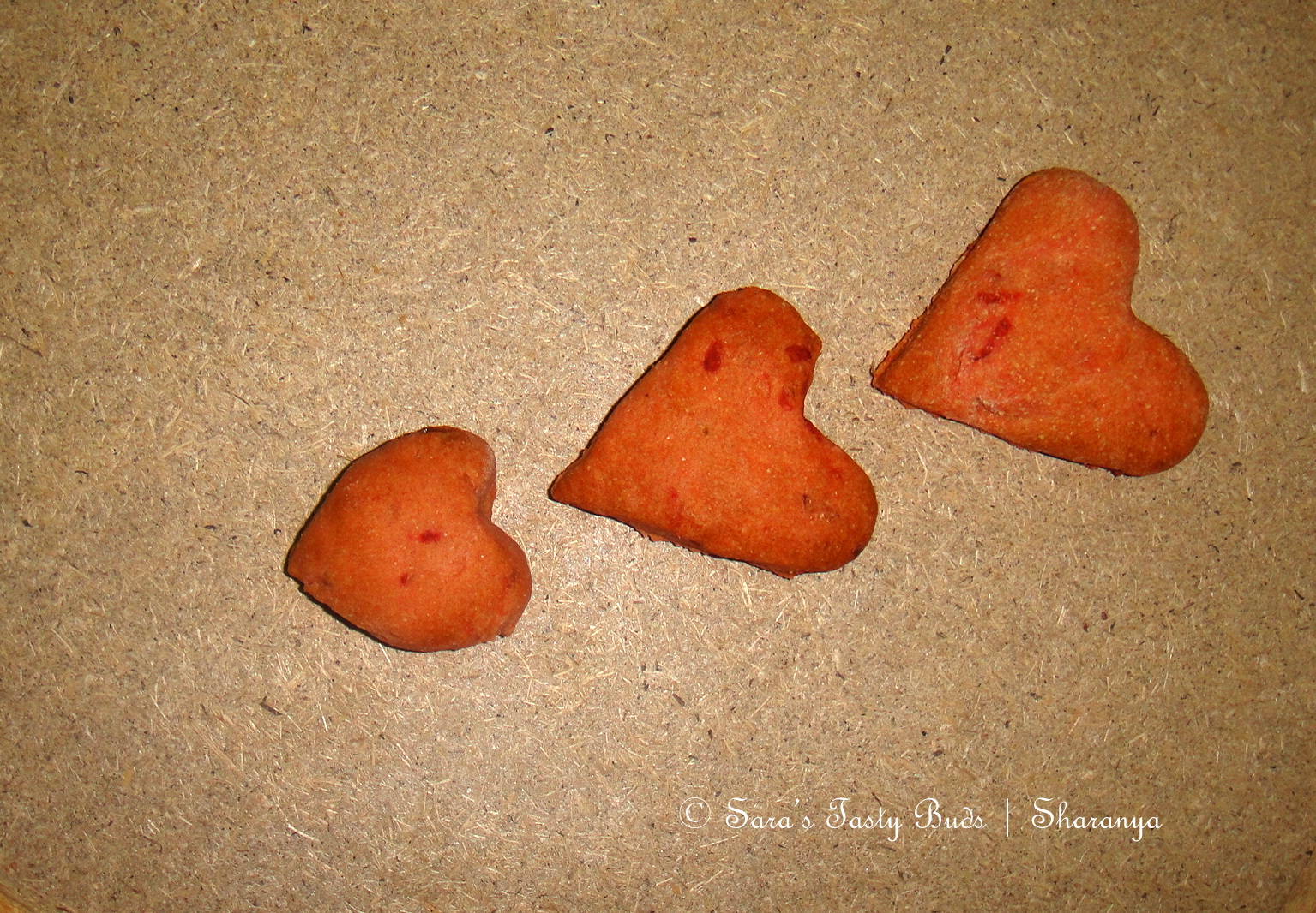 SARA'S TASTY BUDS: Spiced Beet Sugar Cookies