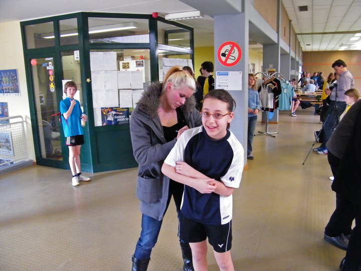 Best Celebrity: Carola Bott Female Badminton Player