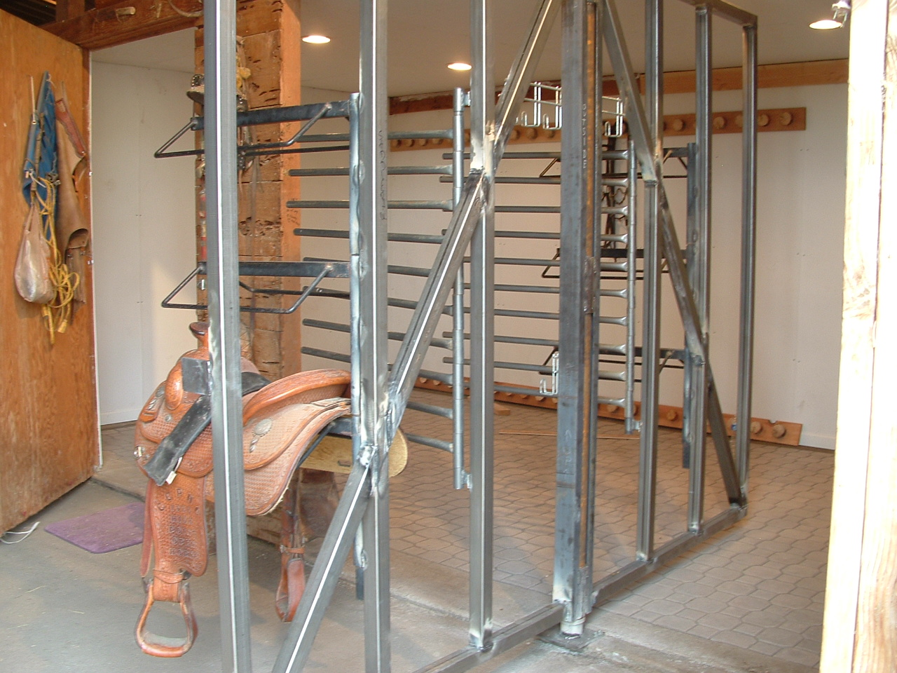 Olene Machine: Revolving Wall