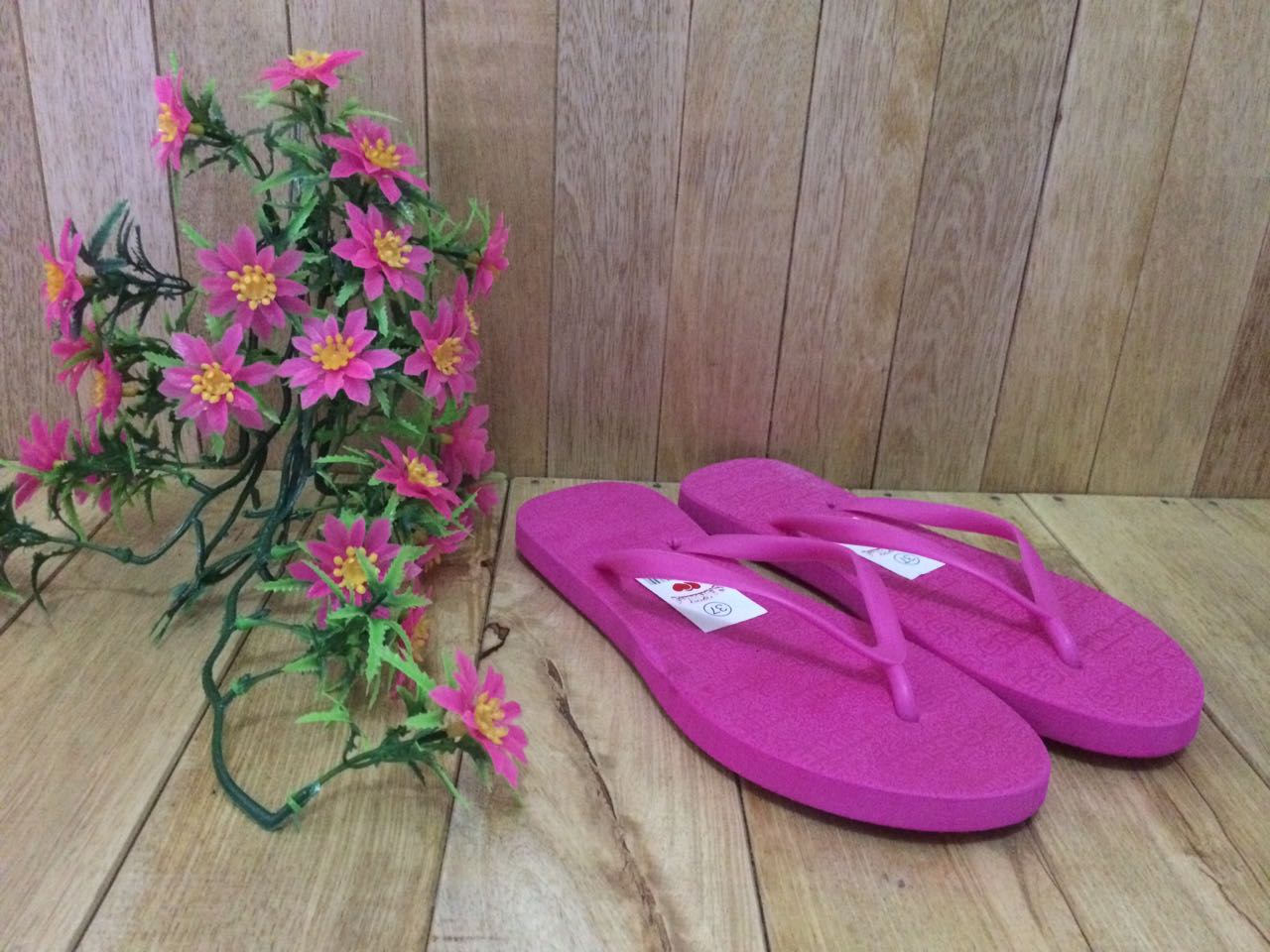 Sandal Spon Polos (Jual Sandal Pita Murah), Eceran dan Grosir sandal ...