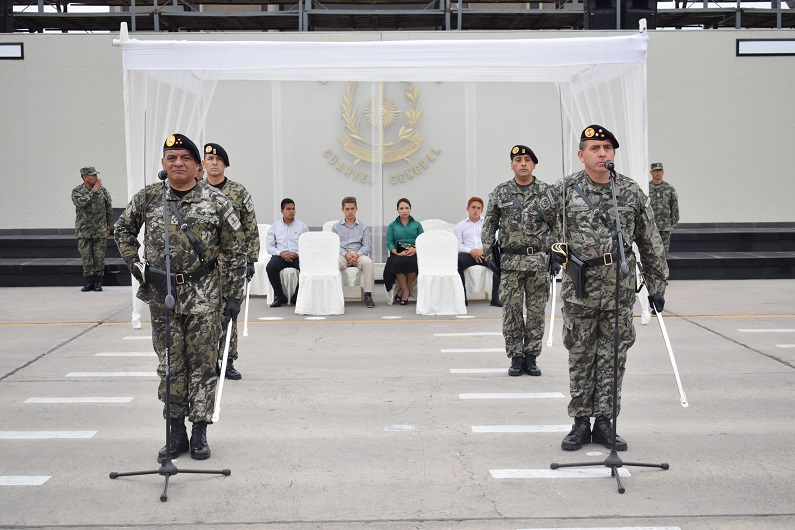 Nuestro Ejército en video: Conozca usted, a los nuevos mandos del ...