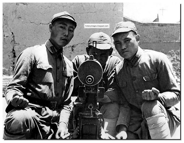 HISTORY IN IMAGES: Pictures Of War, History , WW2: Japanese Invasion Of ...