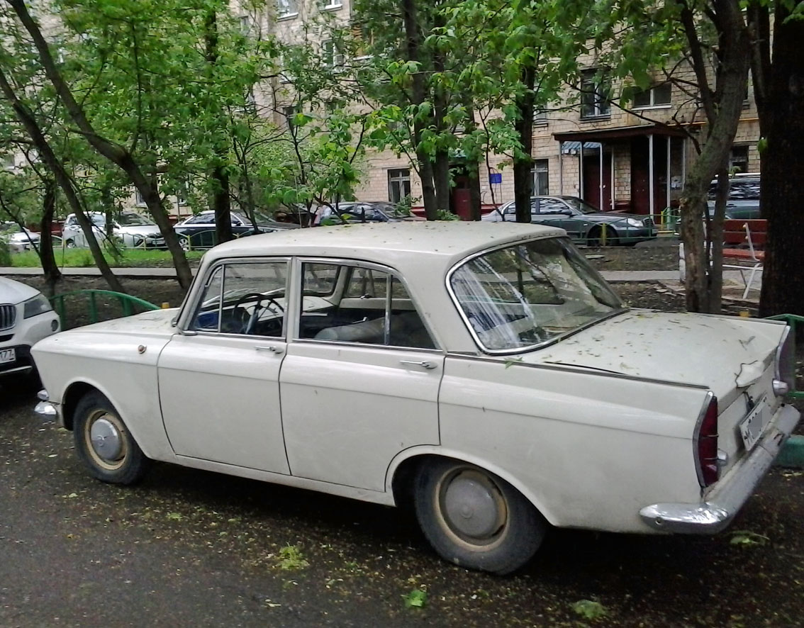 Spotted...cars in Moscow: Moskvitch 408