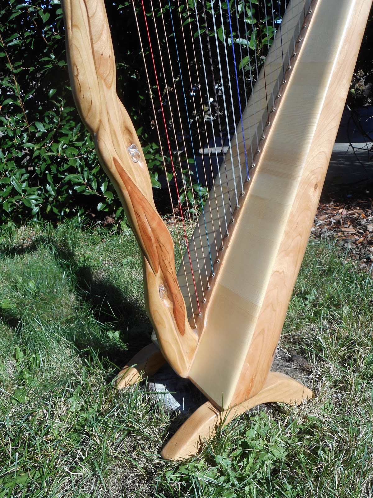 The Custom Harp builder, Glenn J. Hill of Mountain Glen Harps