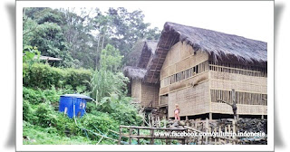 Yulutrip: Jenis Kesenian Kampung adat Dukuh