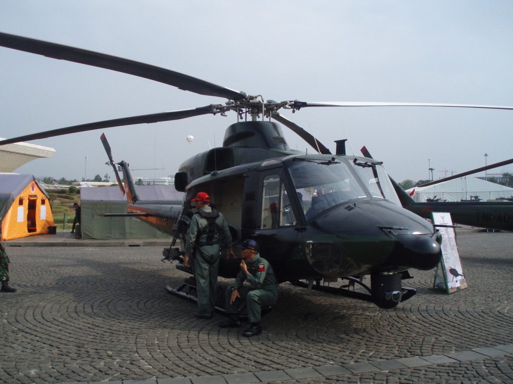 Berita HanKam: TNI AD Masih Mengkaji Jenis Helikopter Serang yang Akan ...