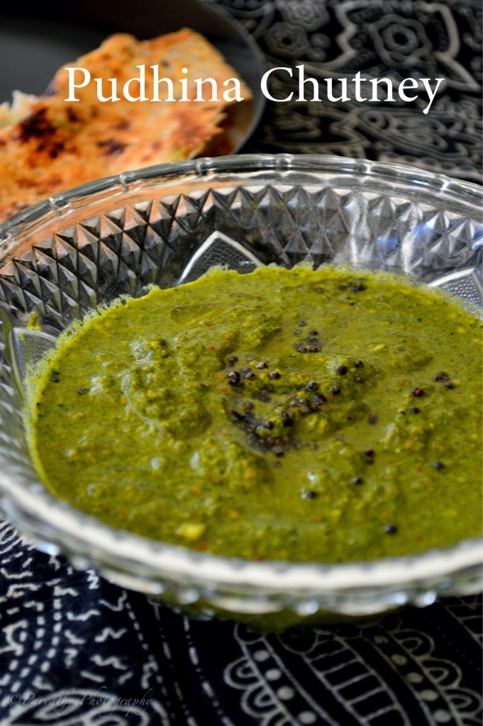 Paru's Kitchen: Pudhina Chutney | Mint Chutney | Side-dish for Idli & Dosa