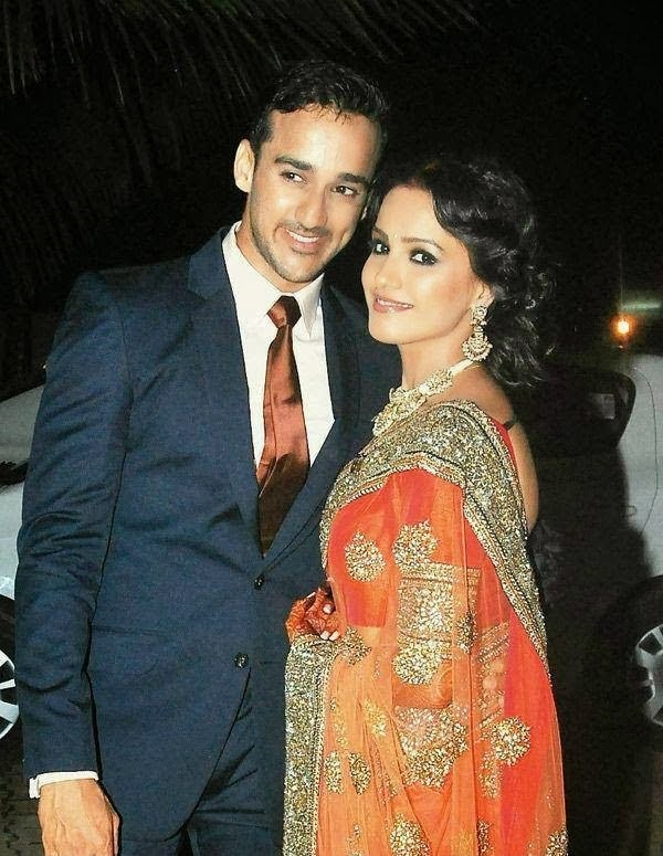 Actress Anitha Wedding Photos - Sexy Photolite