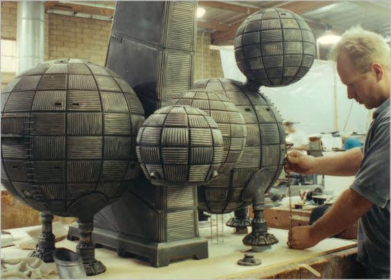 model ships in the cinema: Sphere 1998