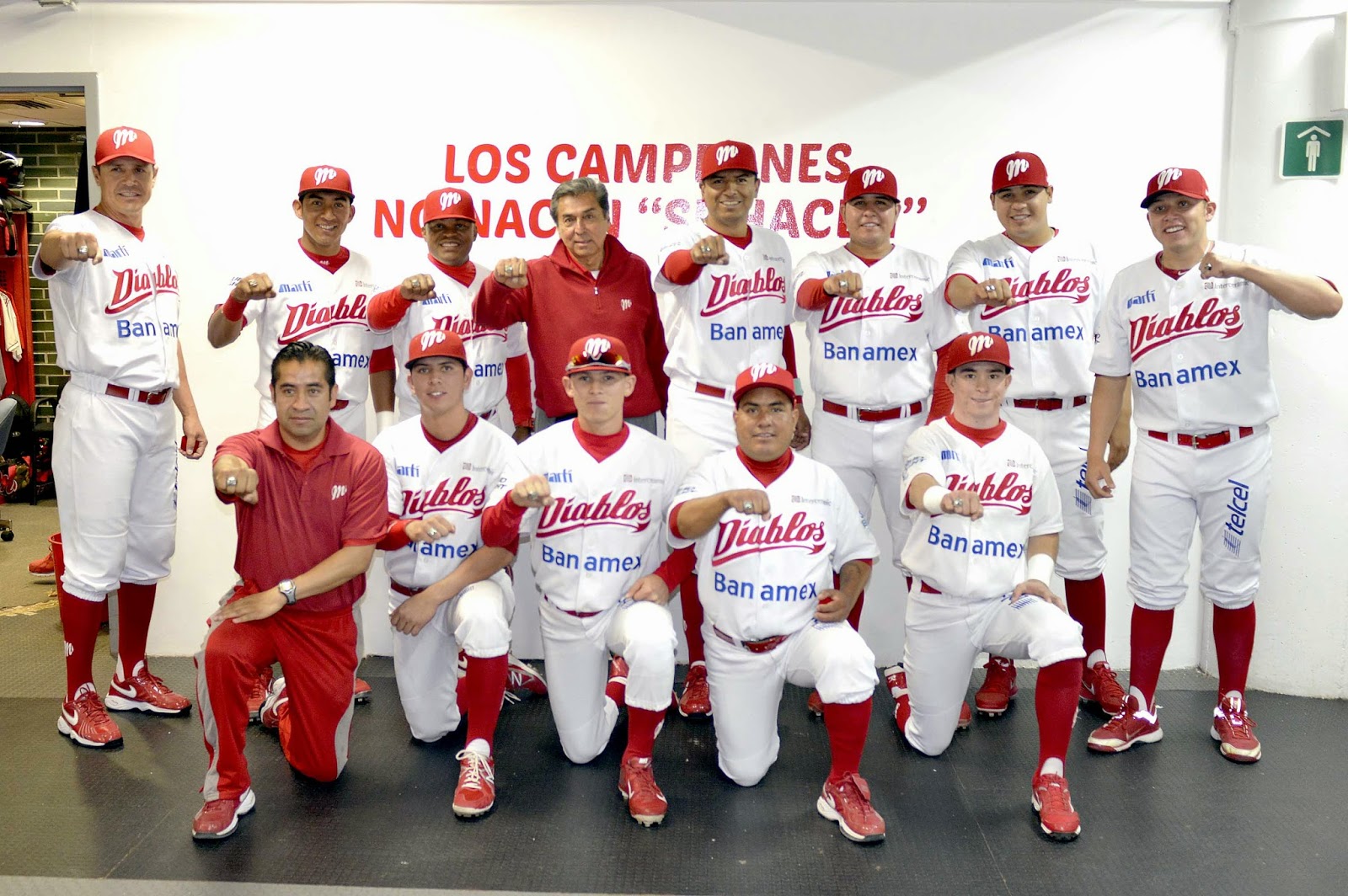BEISBOL CAMPECHANO: * DIABLOS ROJOS RECIBEN ANILLOS DE CAMPEONES DE LA ...