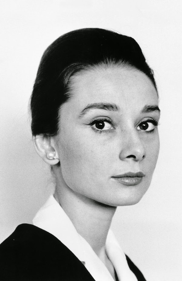 Movie Lovers Reviews: Audrey Hepburn, Iconic Golden Age Star