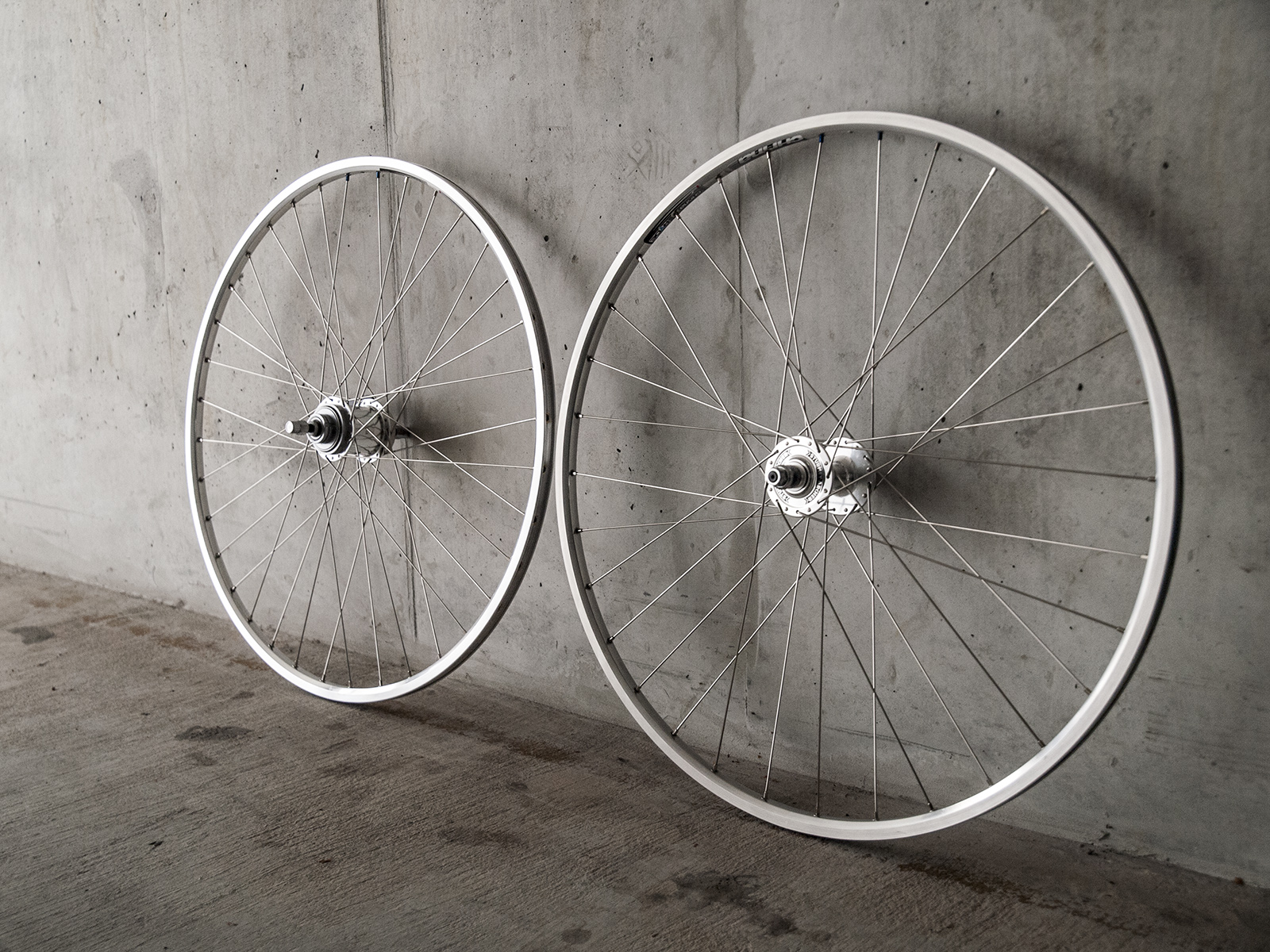Blackcat wheels: Classic steel city bike & wheels project