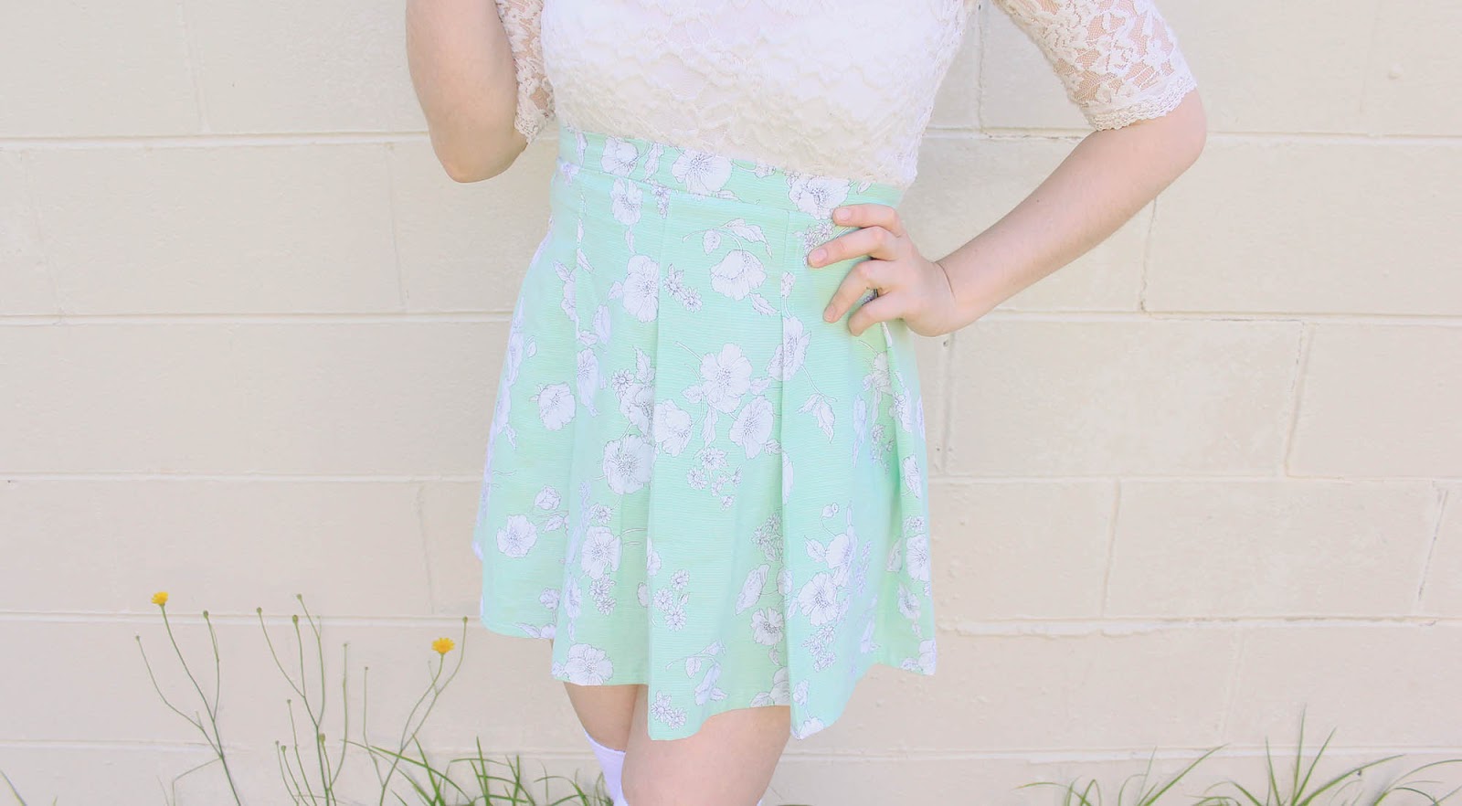 The Pineneedle Collective: DIY Pleated Skirt