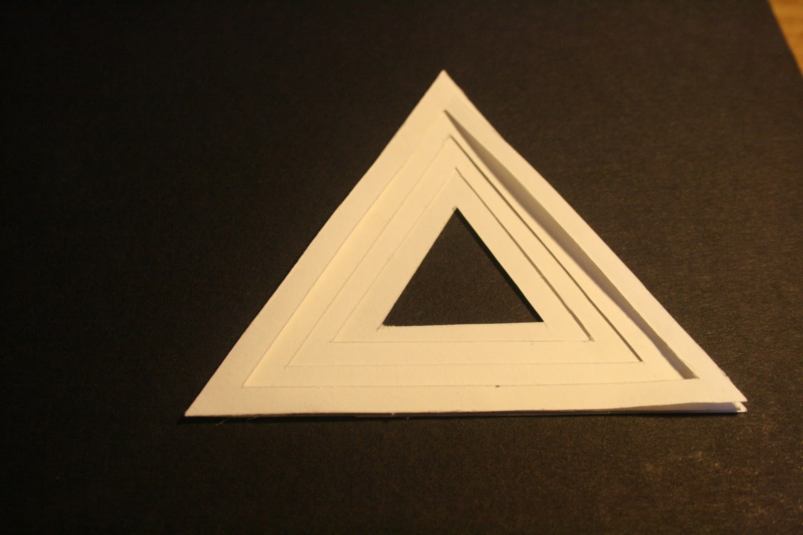 Natalie Byrne Talks Design: Manipulating paper 2: Triangles