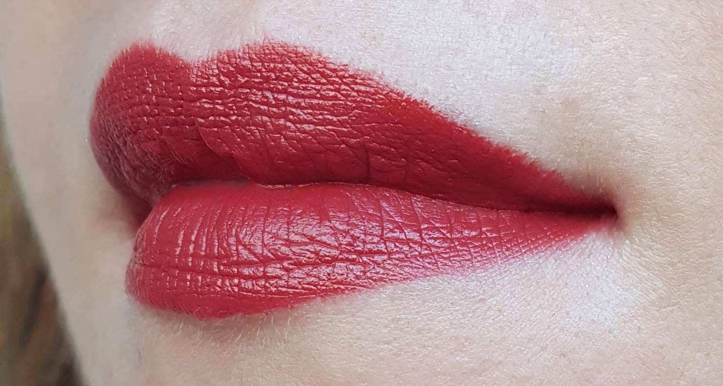 Помады-карандаши Twist & Lips от Couleur Caramel - Editors and Beauty