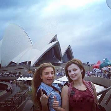 Discover the world with Faize: Fatima Faize in Sydney Australia.