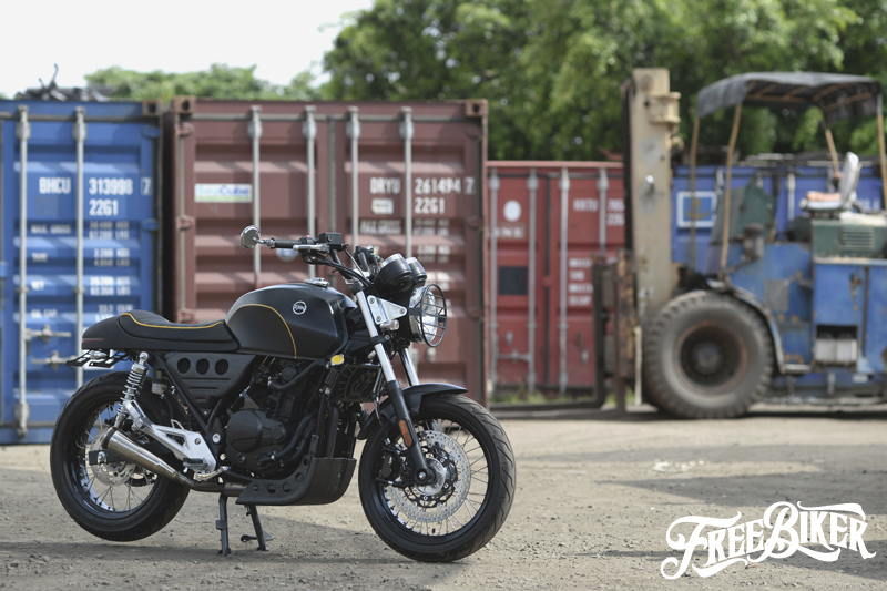 Free Biker Magazine: SB300改裝特輯