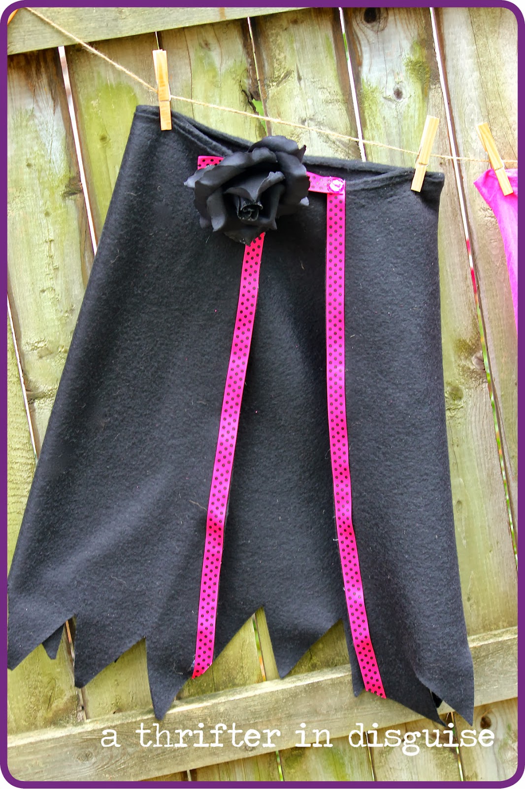 A Thrifter in Disguise: Halloween Witch Costume Part 2: Fleece Cape