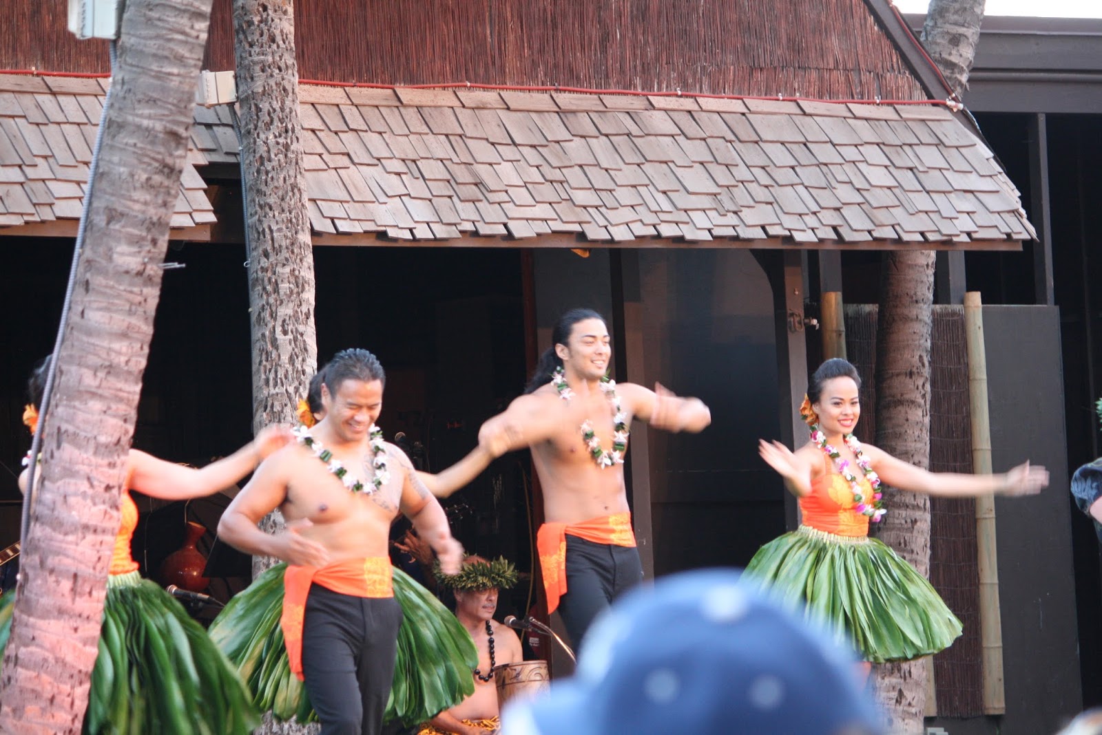 Charm Hour: The Hawaii Classic: A Luau on the Beach