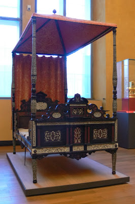 A Commonplace Book: A Folding Bed, ca. 1600