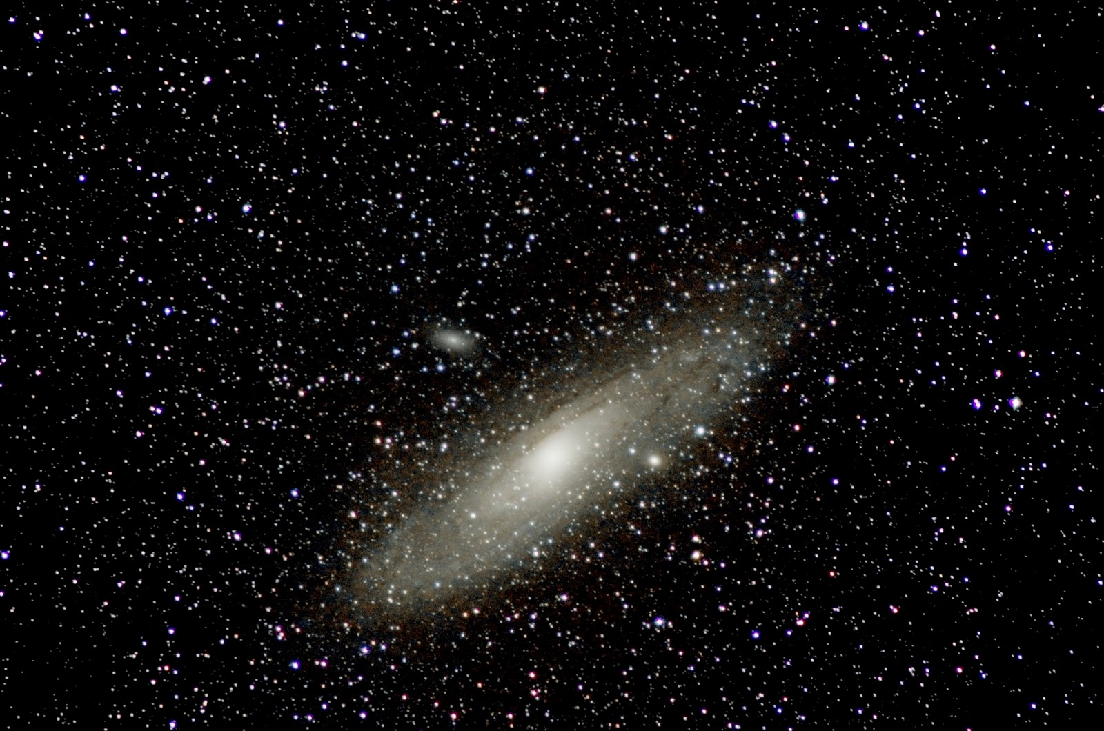 Asociación Astronómica M31: Fotografía de la Galaxia de Andrómeda M31