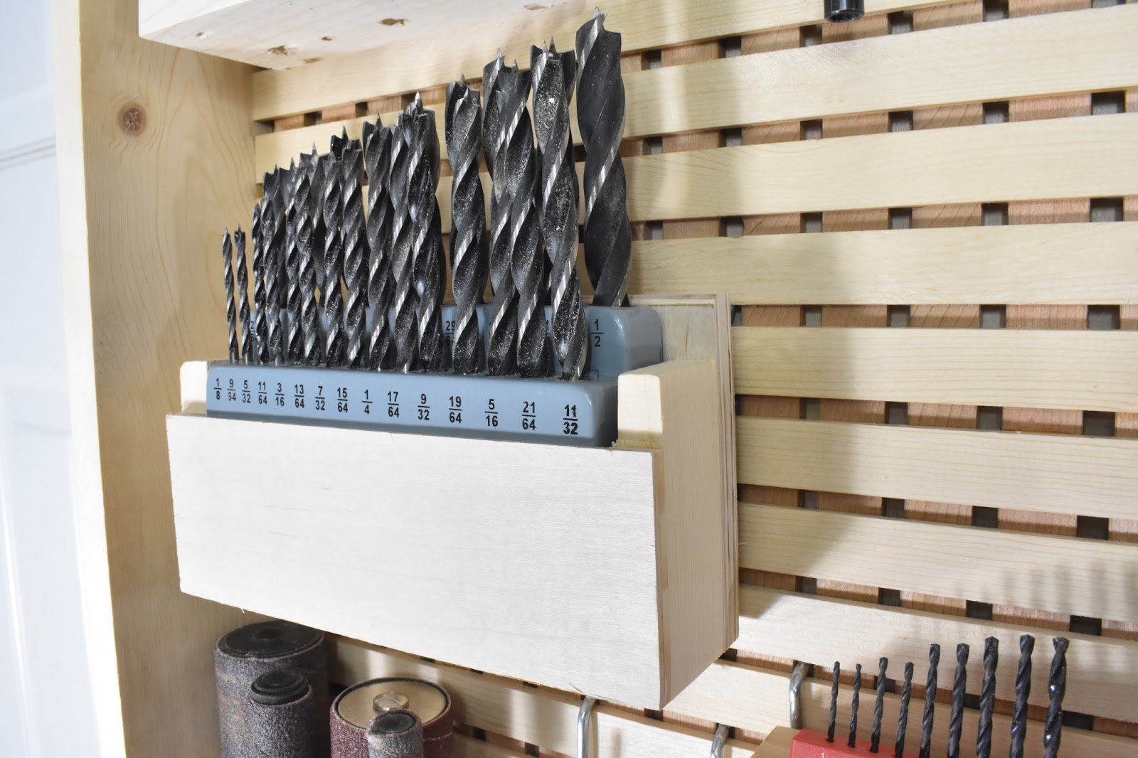 Jax Design: Wall Tool Holder