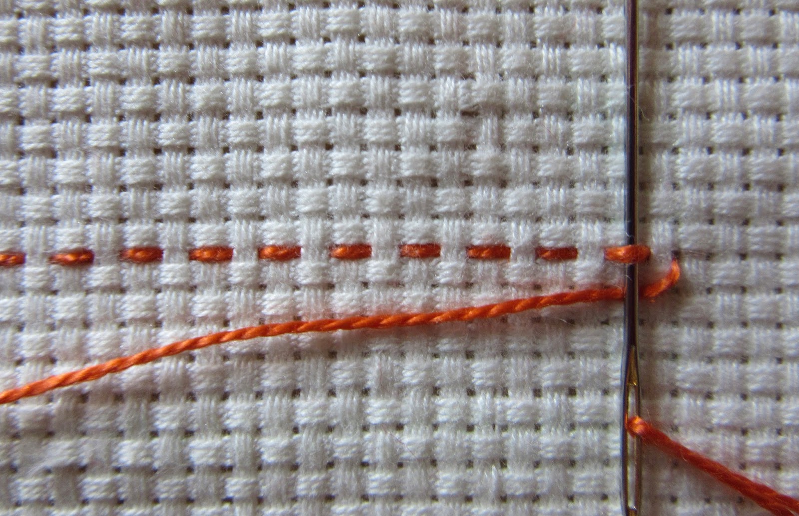 Queenie's Needlework: Sunday Stitch School - Lesson 59: Knotted Running ...