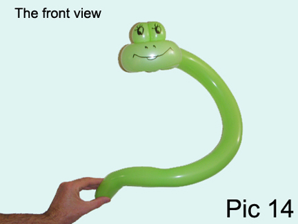 Balloon animals twisting instructions: Balloon snake