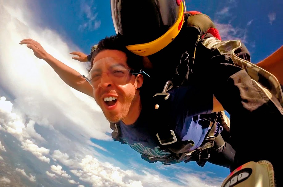 La sensación de Saltar en Paracaídas desde 10mil pies de altura.