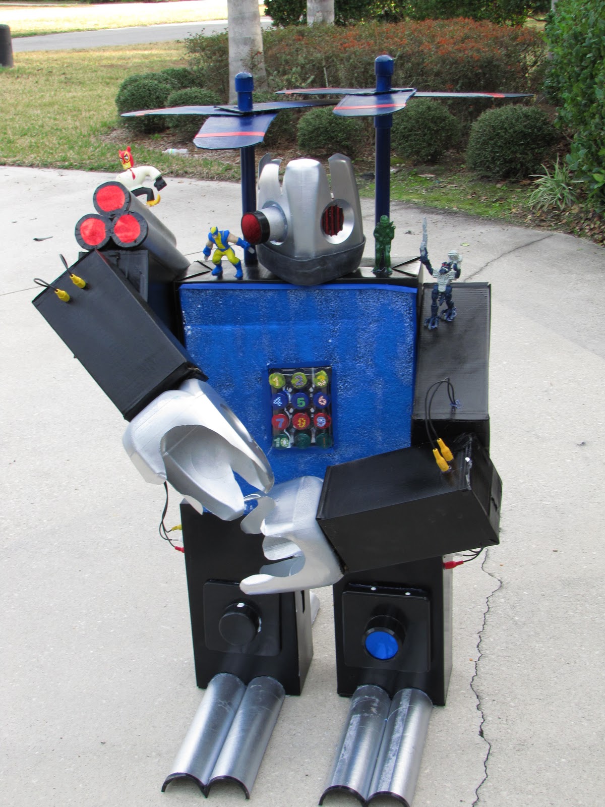 Family American Style: ROBOT FOR CUB SCOUTS