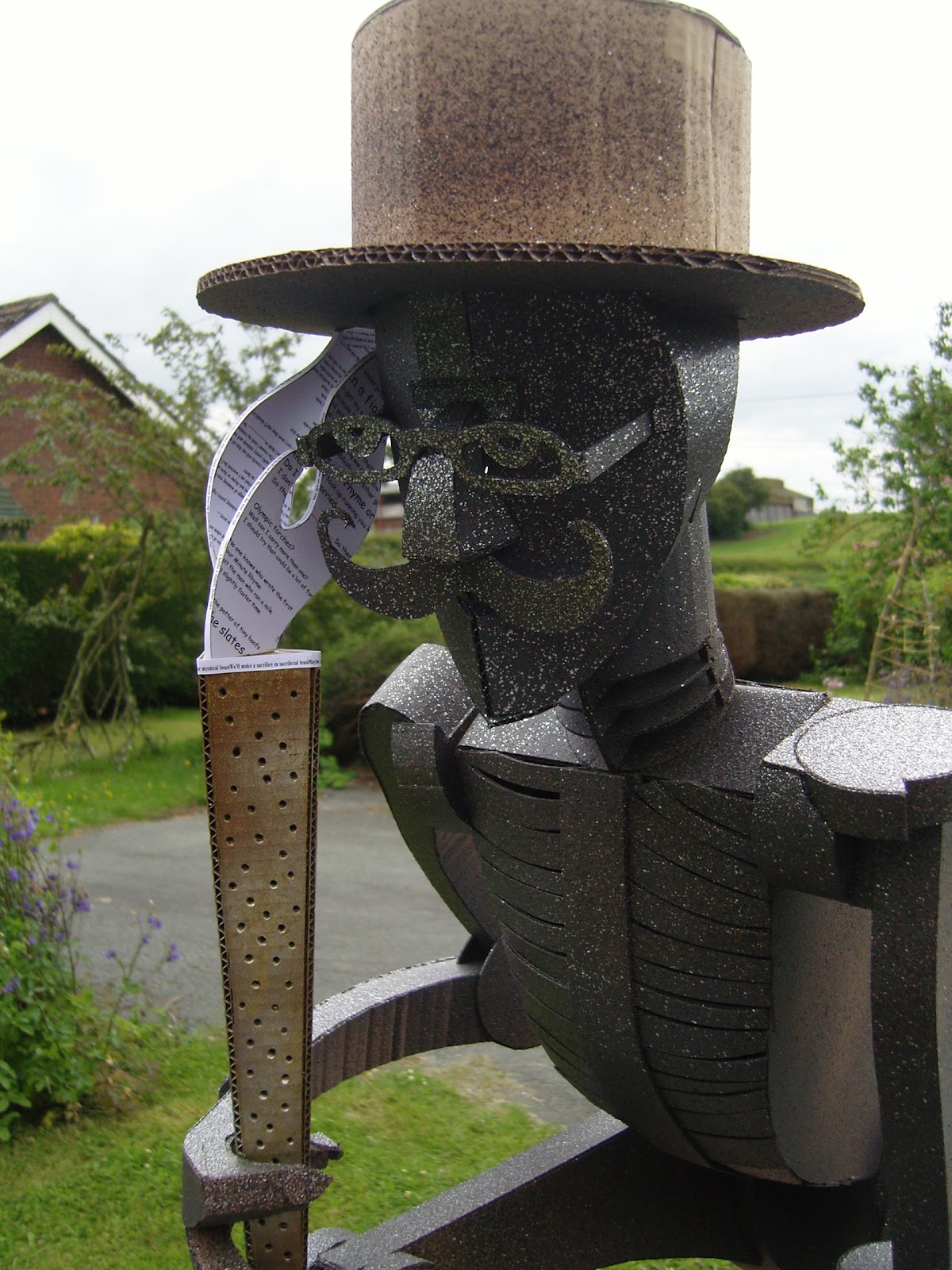 ...The Slightly Eccentric Diary of Rob Z Tobor...: The Monty Cardboard ...